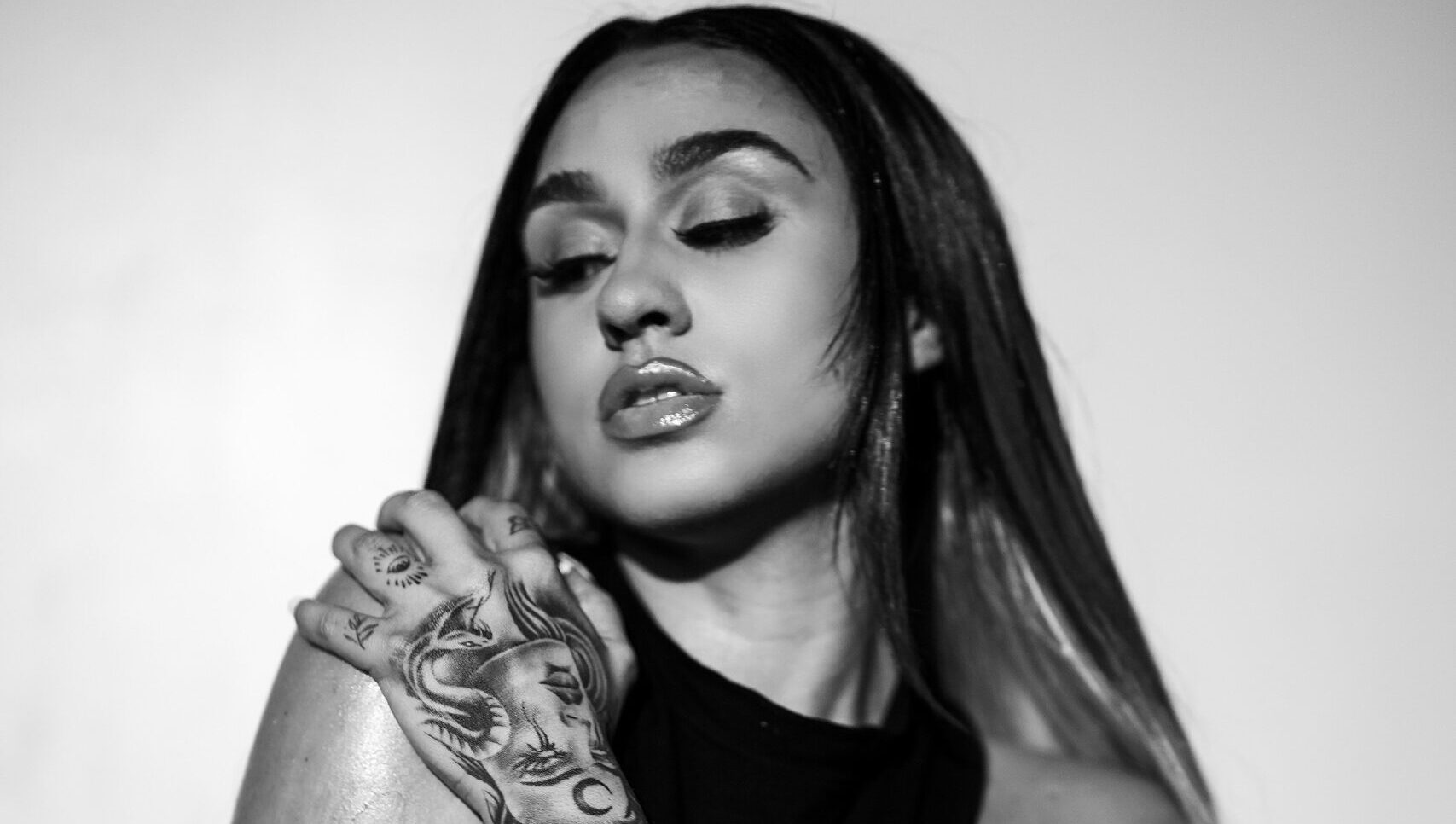 Melanie Maria: From Model to Social Media Expert - Davinci Magazine